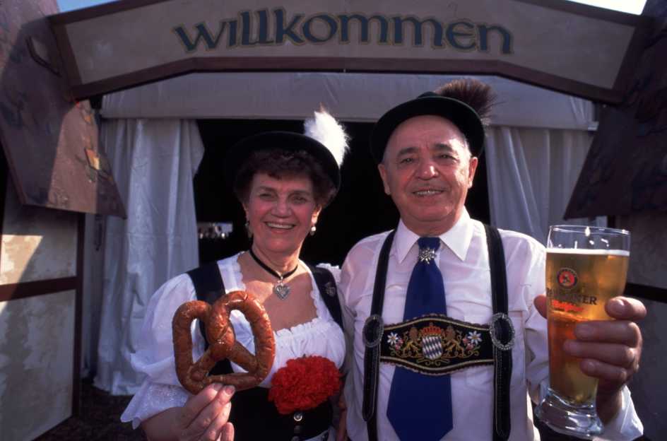 Celebrate Oktoberfest with polka, folk dance, contests – Blue Ribbon News