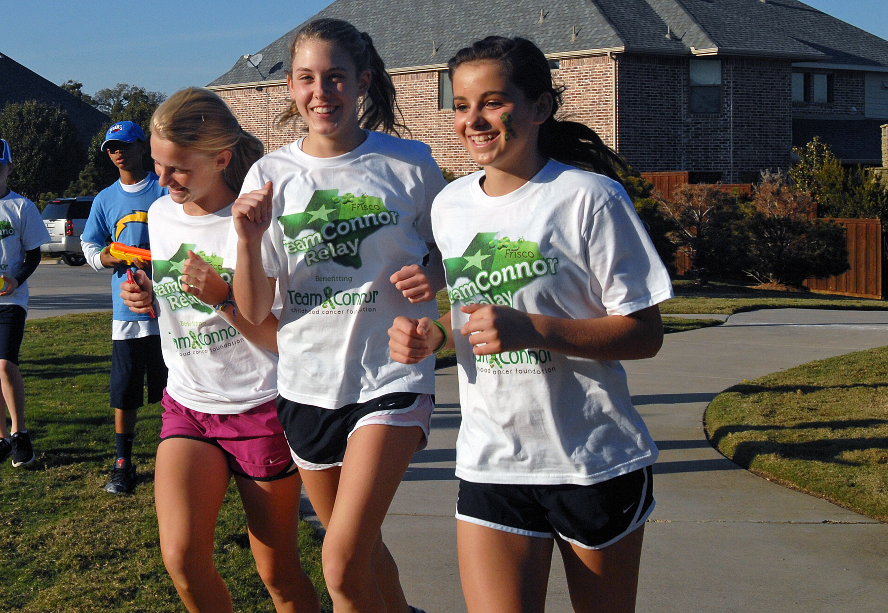 TeamConnor Relay raises awareness of childhood cancer – Blue Ribbon News