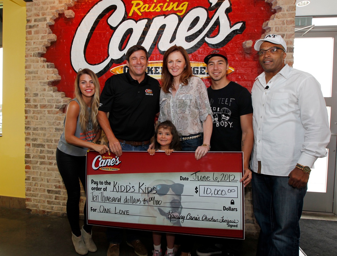 Raising Cane’s unveils partnership with Kidd’s Kids – Blue Ribbon News