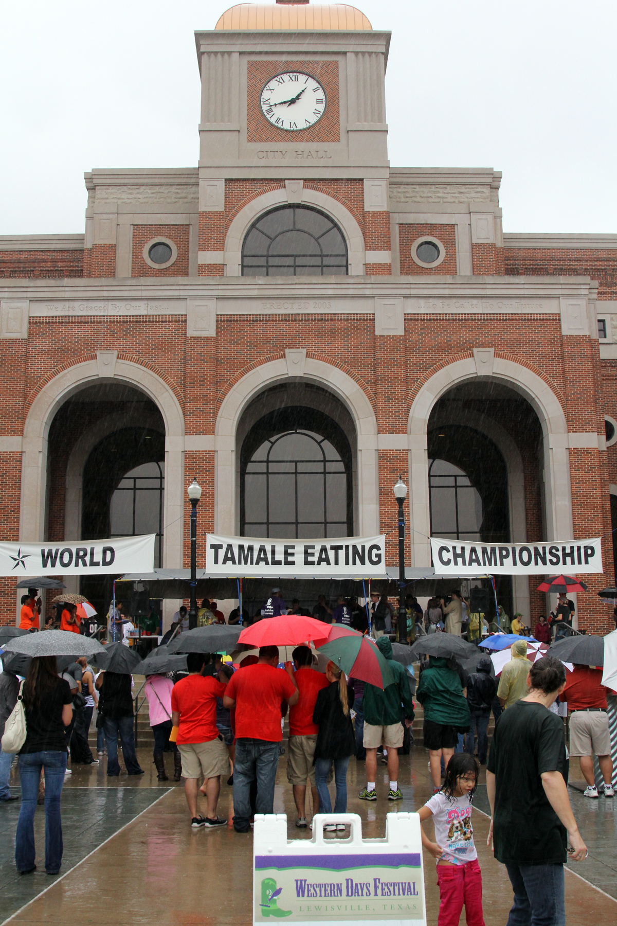 ‘Jaws’ tastes victory at World Tamale Eating Championship in Lewisville ...