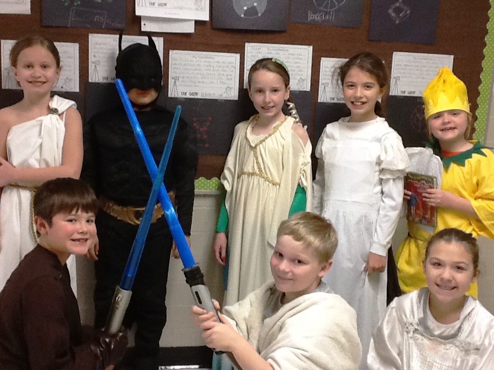 Reinhardt students get into character – Blue Ribbon News