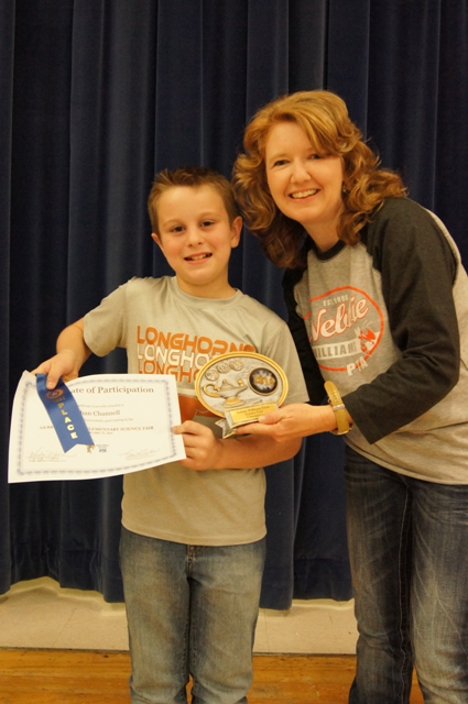 Nebbie Williams recognizes Science Fair winners – Blue Ribbon News