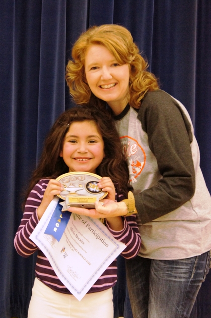 Nebbie Williams recognizes Science Fair winners – Blue Ribbon News