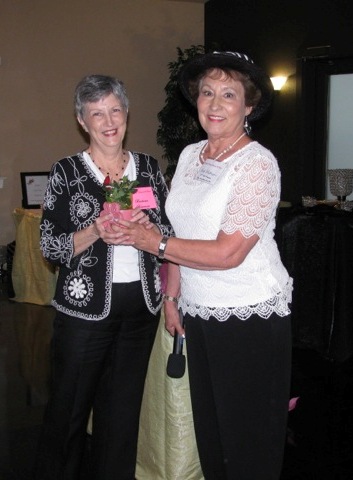 Rockwall Newcomers & Friends Club welcomes 200th member – Blue Ribbon News