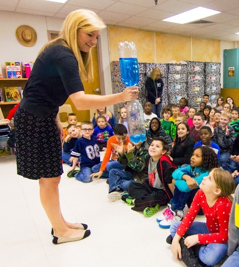 WFAA Weather Minds visit Cullins-Lake Pointe – Blue Ribbon News