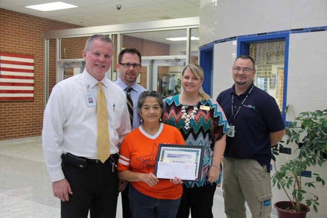 Williams Middle School honors custodian Berta Soliz – Blue Ribbon News