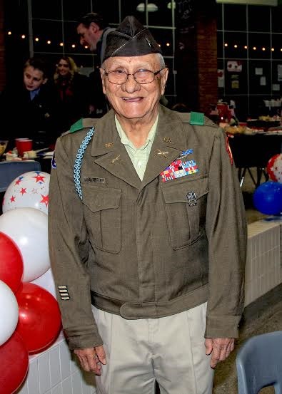 Amy Parks Starlight Singers honor military veterans with USO show ...