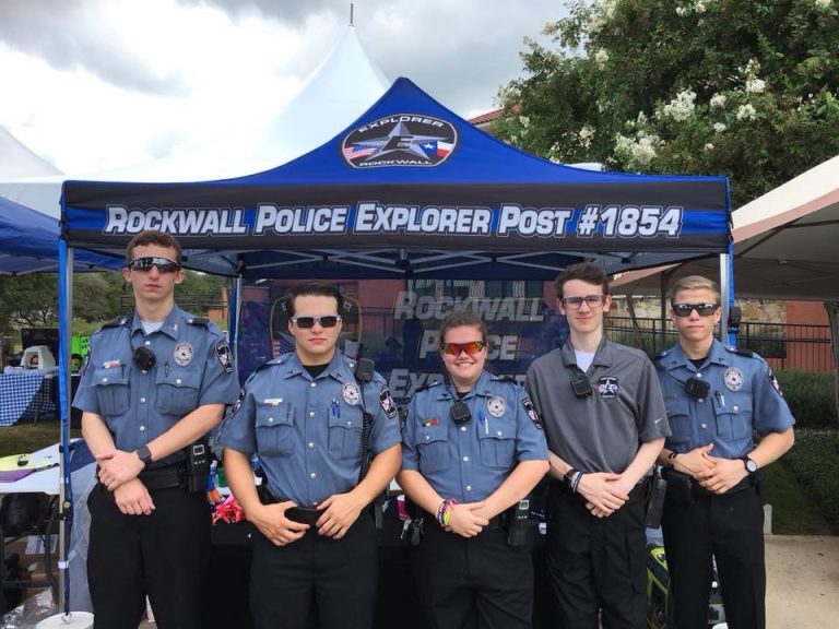 Police Explorers: Discovering Career Options in Law Enforcement – Blue ...