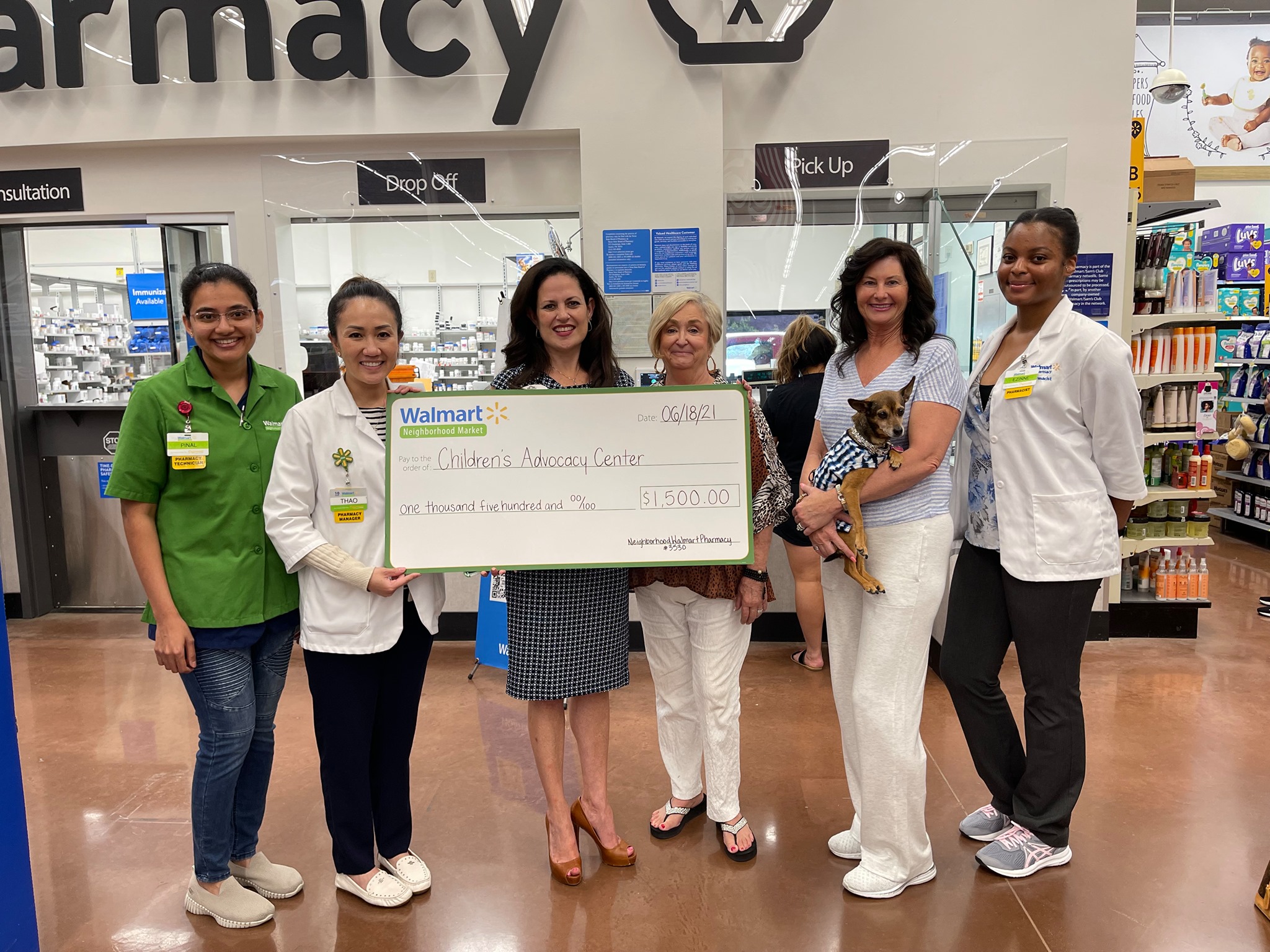 Walmart Neighborhood Market gives back to two Rockwall organizations ...