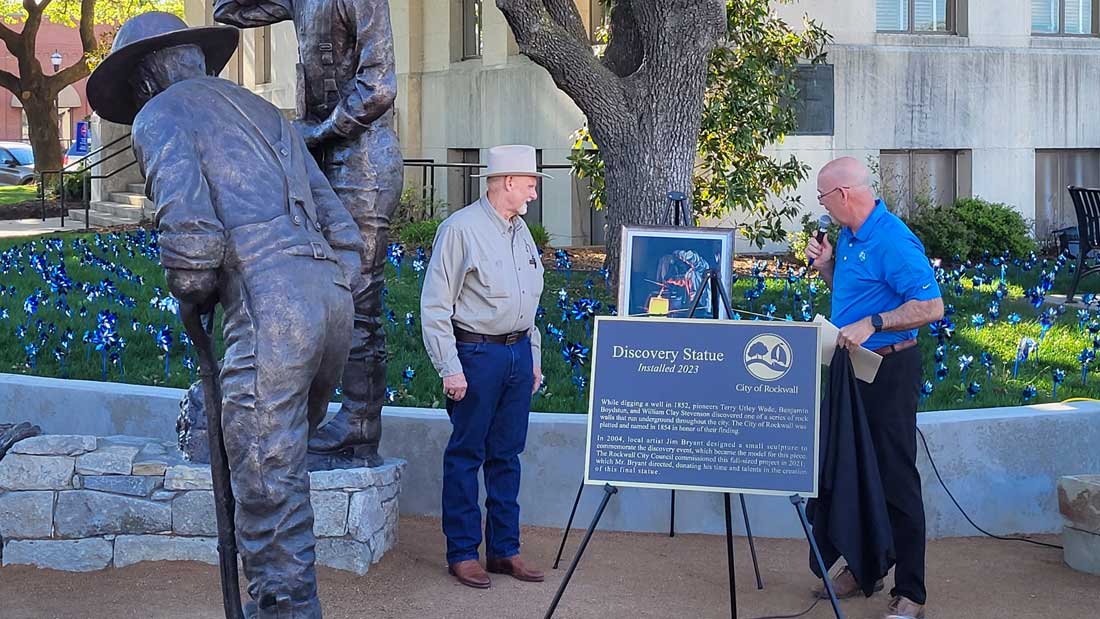City of Rockwall Dedicates Discovery Statue in Downtown Rockwall Square ...