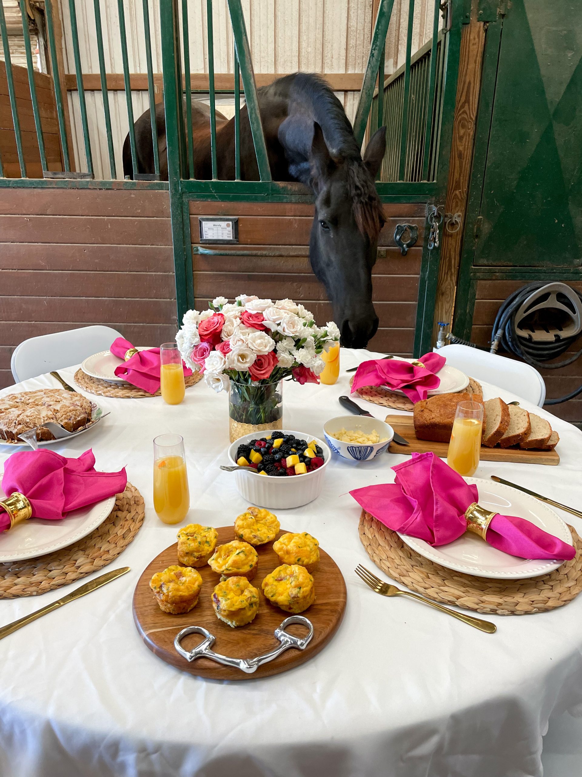 The Rose Table: Making brunch at the barn a ‘mane’ event – Blue Ribbon News