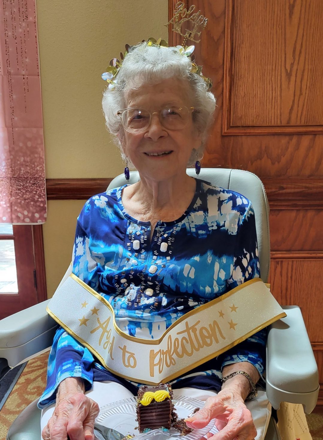Happy Birthday Miss Maxine! – Blue Ribbon News