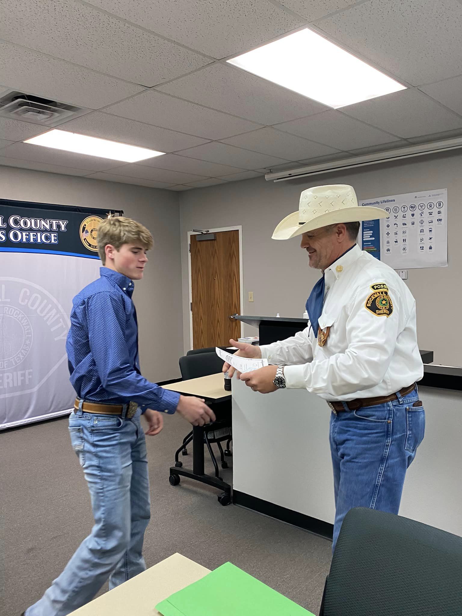 Rockwall County Sheriff’s Posse awards scholarships to local students ...