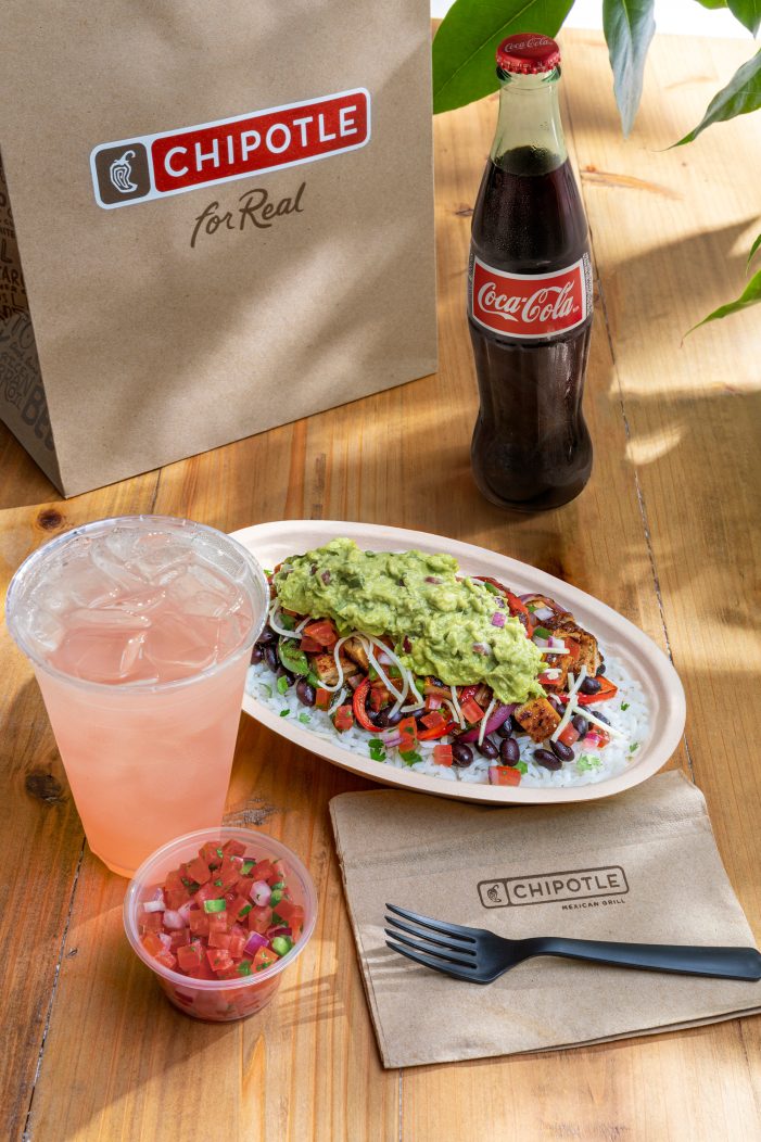 Chipotle opens new location with first drive-thru pick-up ‘Chipotlane ...